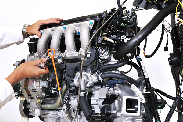 Compact Pressure Transmitter for Test Benches | Regal